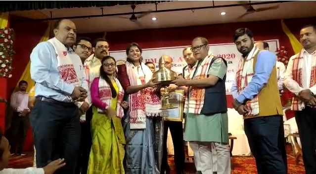 Cachar wins "Best Performing District" in India under 'Adarsh Gram ...