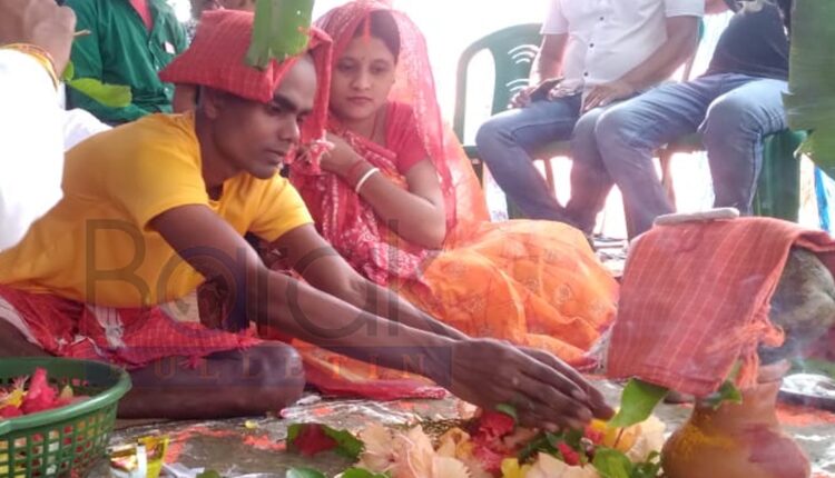 Amina Begum Becomes Radha Rabidas: Marries her Long-Time Love Shyam ...